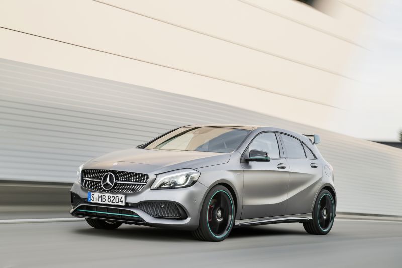 Mercedes-Benz A-class (W176 facelift 2015) A 200d (136 Hp) 4MATIC DCT